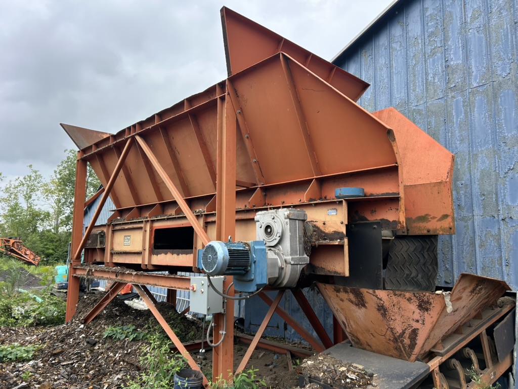 15 Yard Batch Feeder Available - K2 Castings